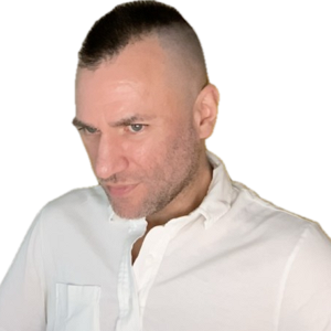 Marco D’Isanto | Autori | DLive Arte